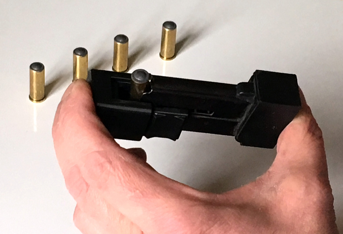 Speedloader Pardini HP .32 - Dévidoir à pastilles autocollantes Easypasters