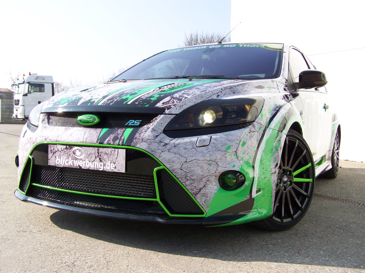 Fahrzeugfolierung, Car Wrapping - Blickwerbung Werbetechnik