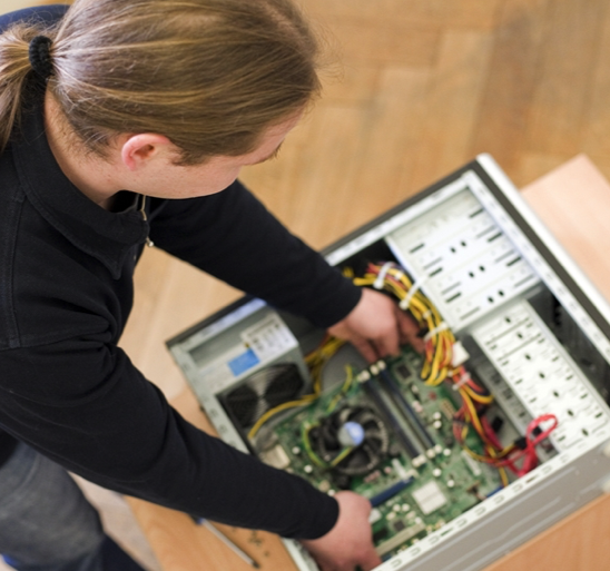 KauFmann/-frau für IT-Systemmanagement - tssbbs5bitburgs Webseite!