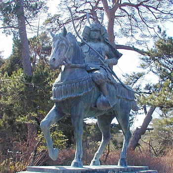 源 義 家 - | 日本の騎馬像 | Japanese Equestrian Statues