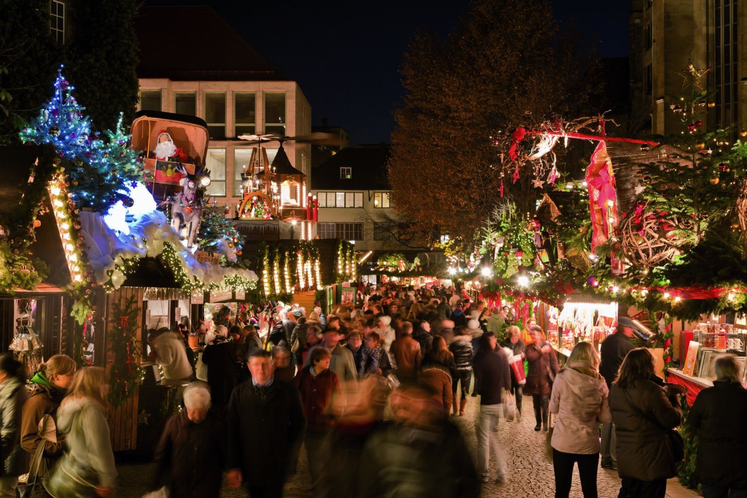Stuttgart Christmas Market 2025 - Opening Dates, hotels, things to do ...