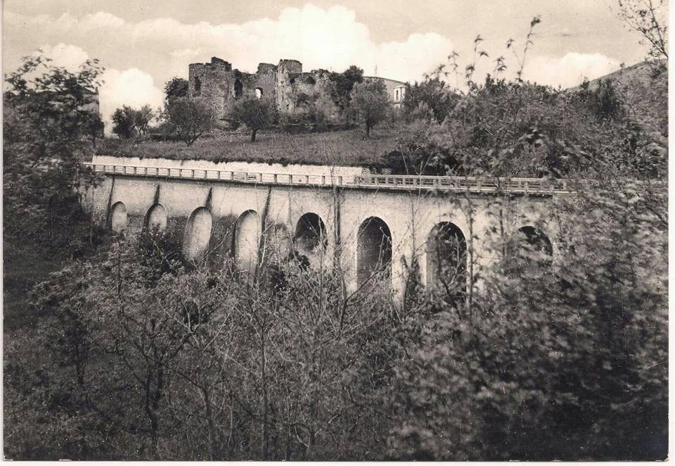 IL CASTELLO ARAGONESE DI CALVI RISORTA - Benvenuti su lemusearcheomusica!