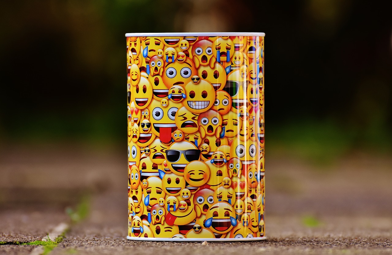 ZIRCOA GmbH - Dosenherstellung - Ihr Zirkonoxid-Experte, weltweit