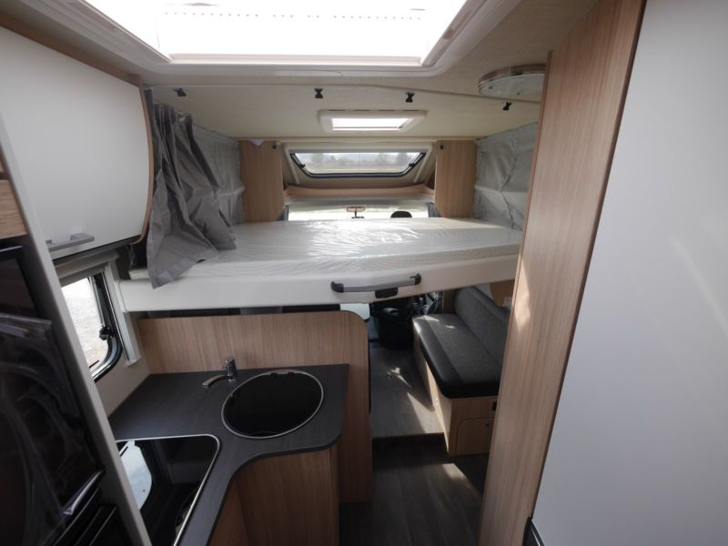 Sunlight T67 Sleeps up to 3 adults and 3 kids - campervanhiregreeces ...