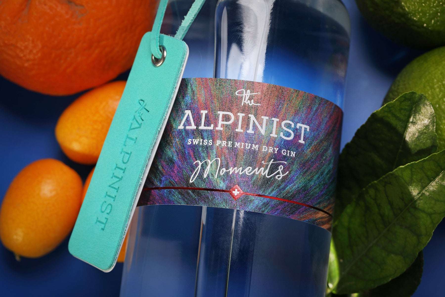 The Alpinist Gin, Swiss Premium Dry Gin. - Schweizer Spirituosen.