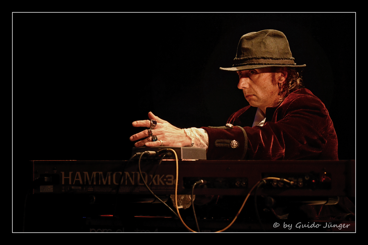 Jed Thomas Band @ Franz Aachen - guidojuenger-fotographies Webseite!