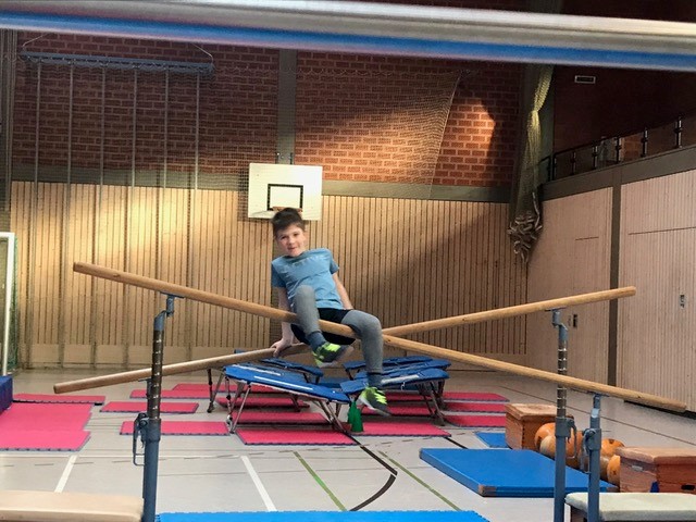 Hindernis-Parcours der GS - Schule-Burgsinn