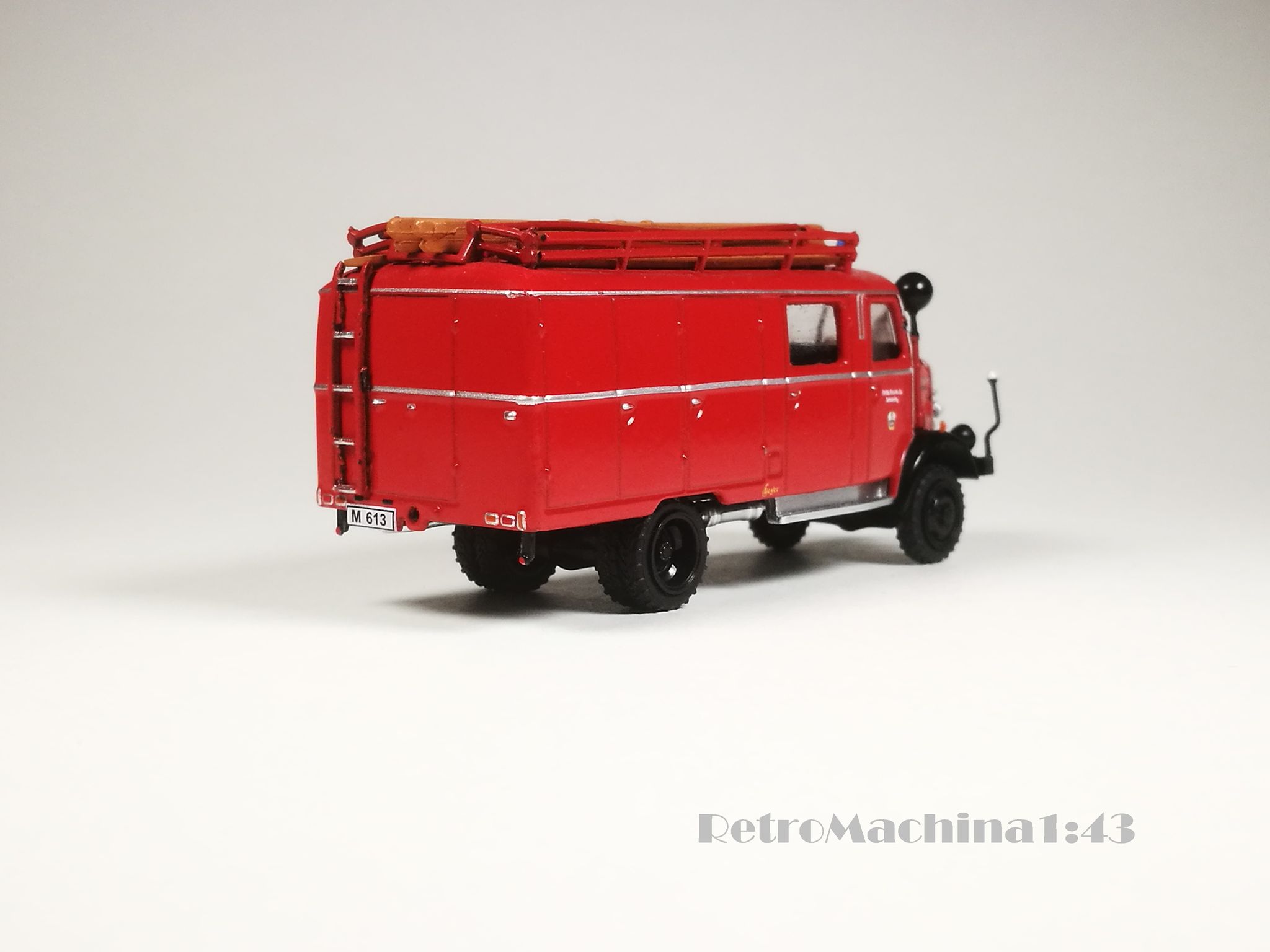 Borgward B 2500 - RetroMachina - Muzeum Motoryzacji w Minaturze