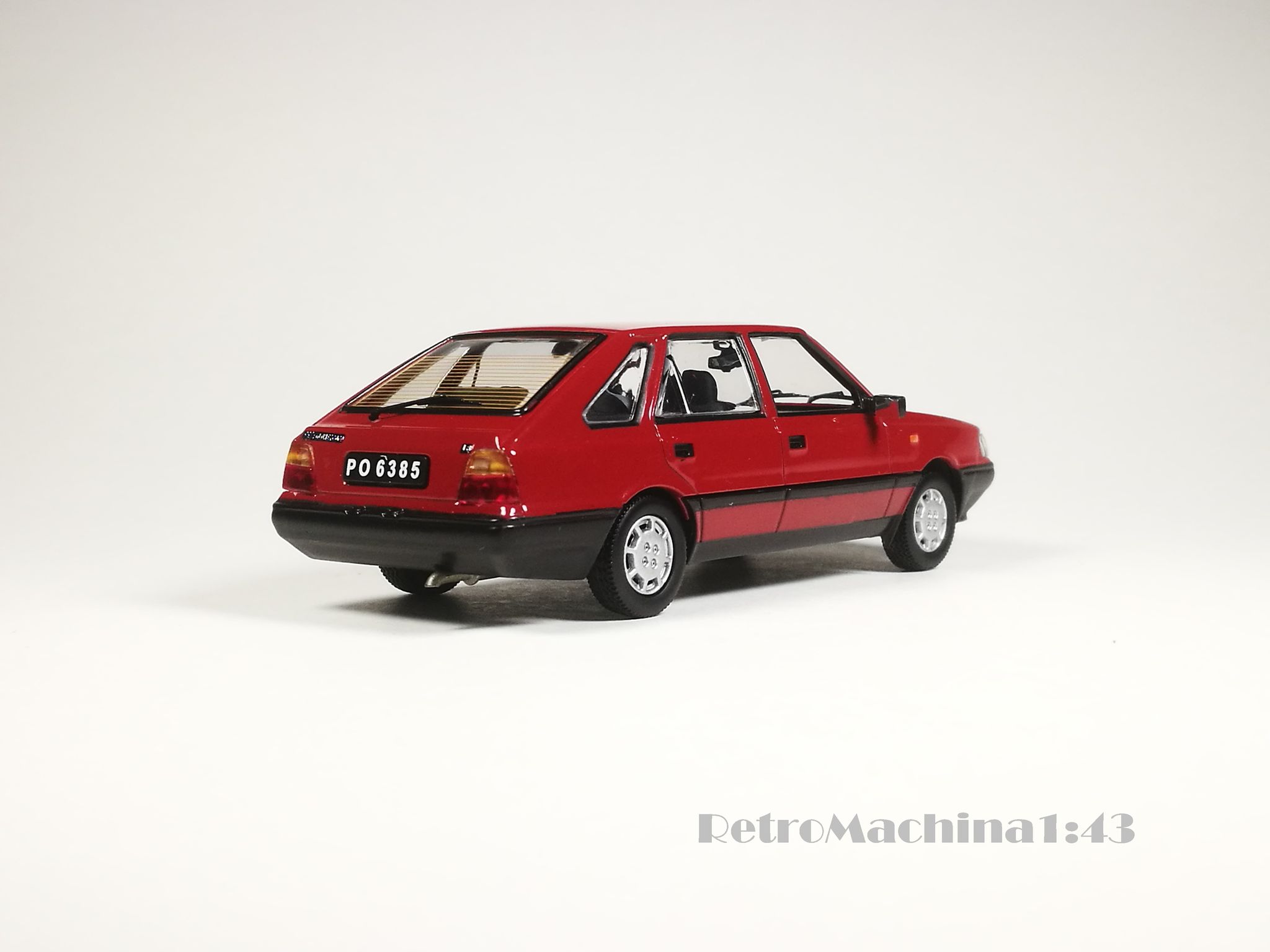 Caro MR'91 - RetroMachina - Muzeum Motoryzacji w Minaturze