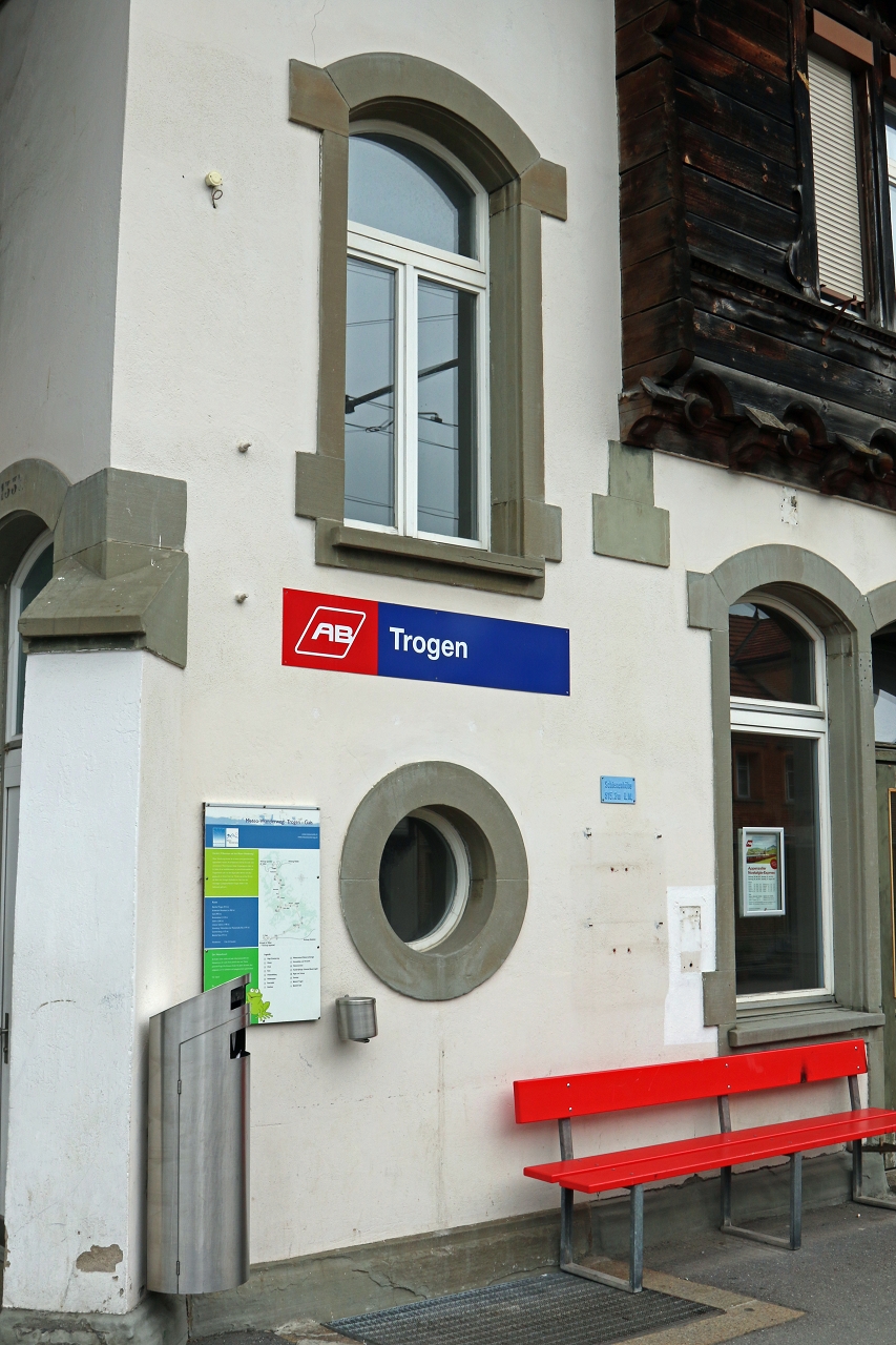 Schweizer Bahnhofbilder - beginnend mit T - Schweizer Eisenbahnen