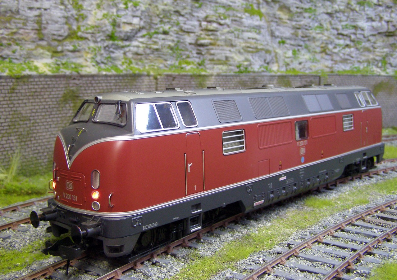 Fahrzeuge Spur 0 - Lokomotiven und Wagen - Lenzstein Modellbau ...