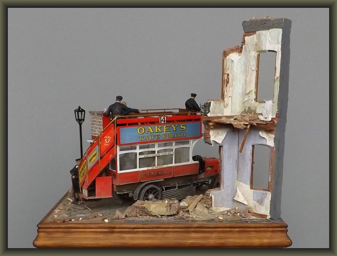 Airfix Old Bill Bus 1/32 - The Gun Bucket. A Military Model Showcase