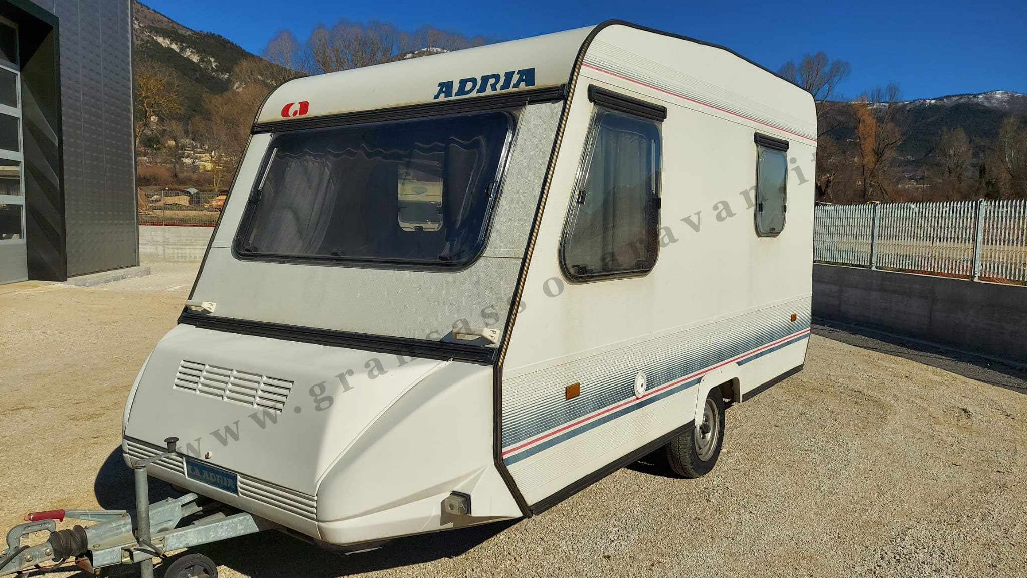ADRIA OPTIMA 350 - Gran Sasso Caravan
