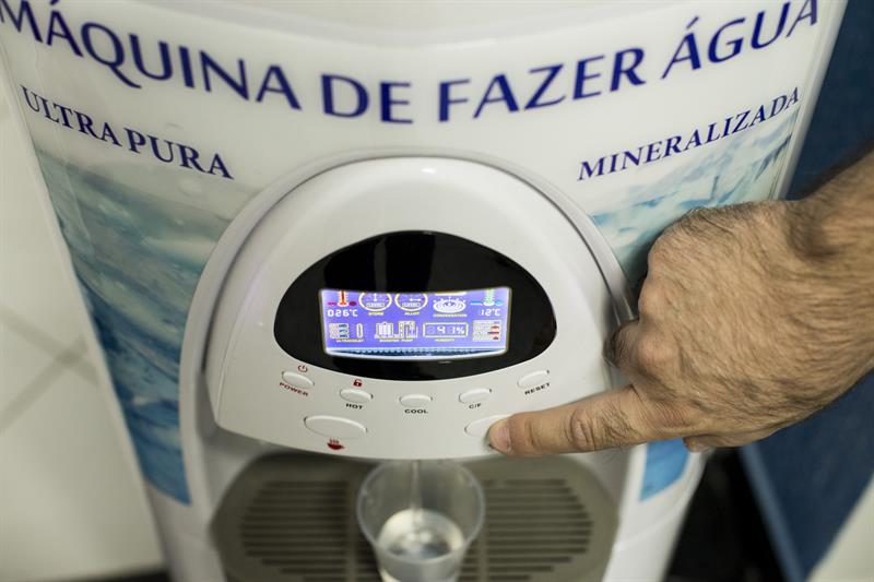 BRASIL CREA MAQUINAS PARA PRODUCIR AGUA A PARTIR DEL AIRE - CENTRO ...