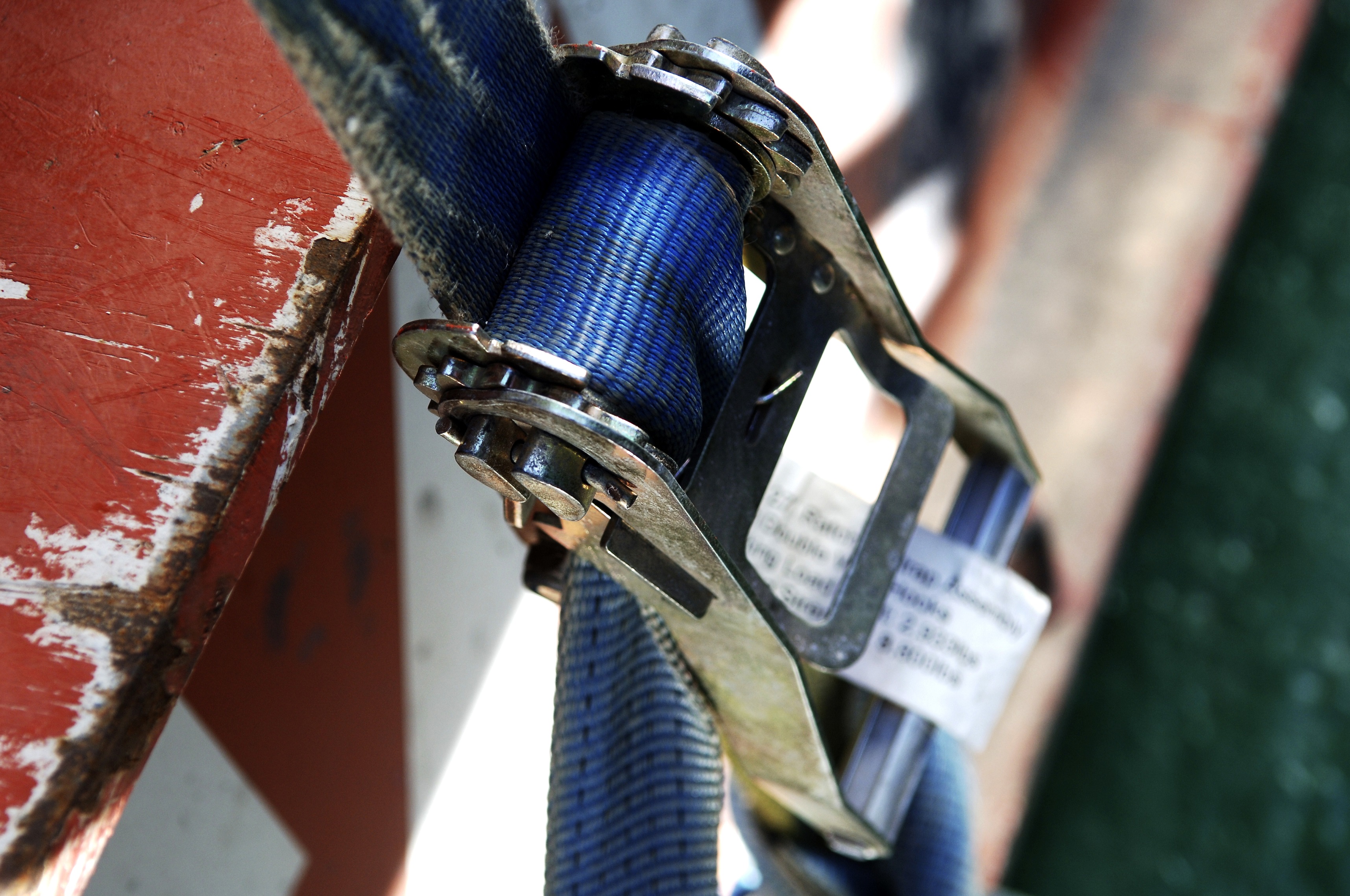 VDI 2700 - Ladungssicherung auf Straßenfahrzeugen - SBH ...