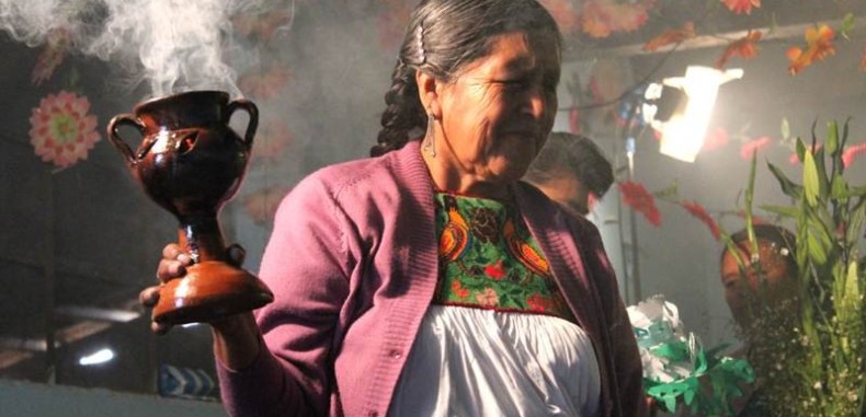 CURANDEROS AND CURANDERAS - curanderismo