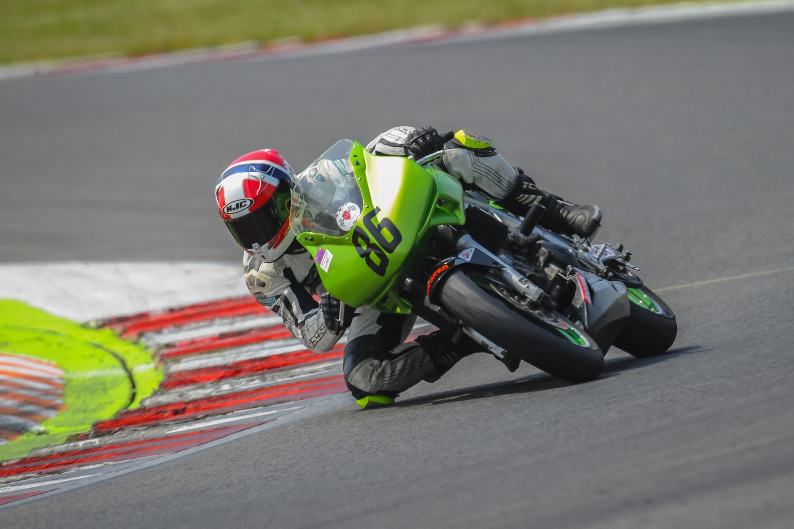 Bikers Corner Racingteam - Duffy on racetrack - Duffy #86