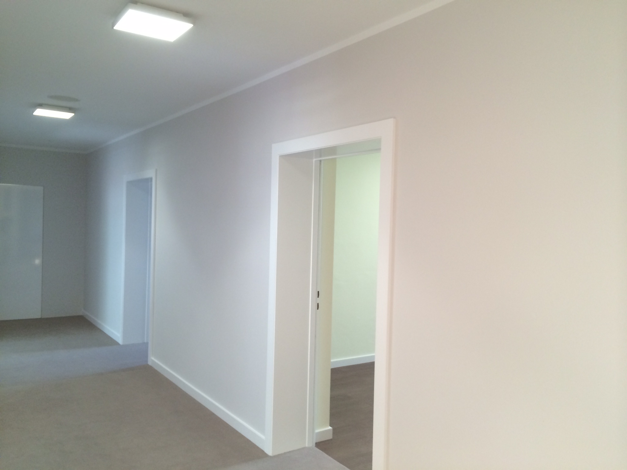 Planning and creation of workplace concepts - UHS Unique Home Solutions