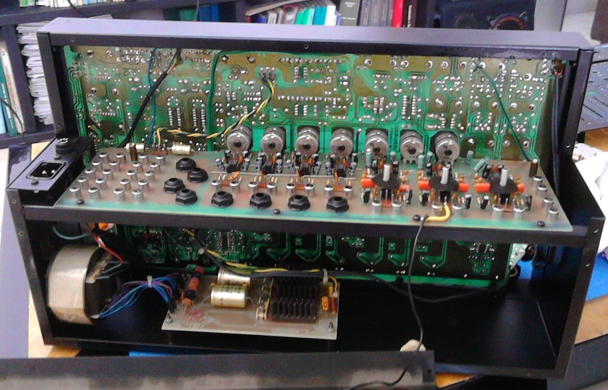 Riparazioni e Revisioni, Progettazione - Electronic Music Producer ...