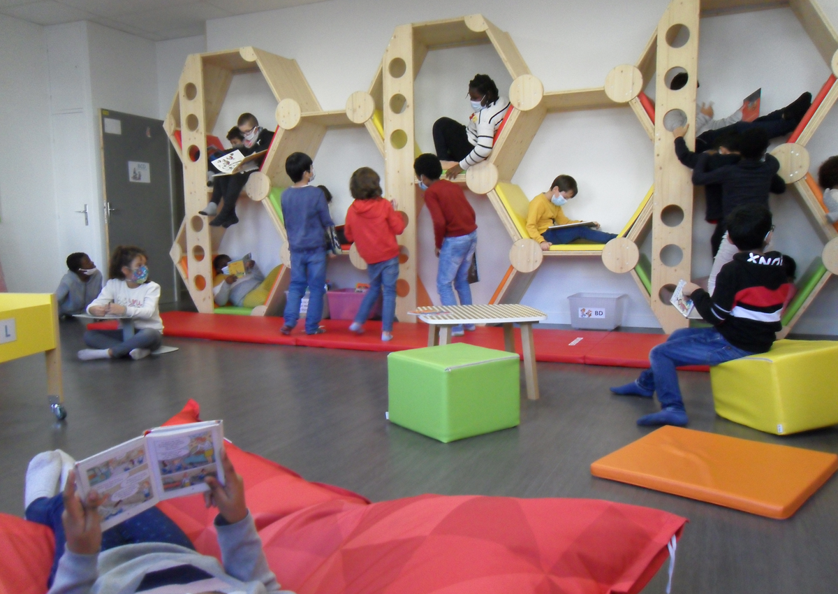 Des espaces imaginés avec les habitants - Design Tout Terrain - design ...