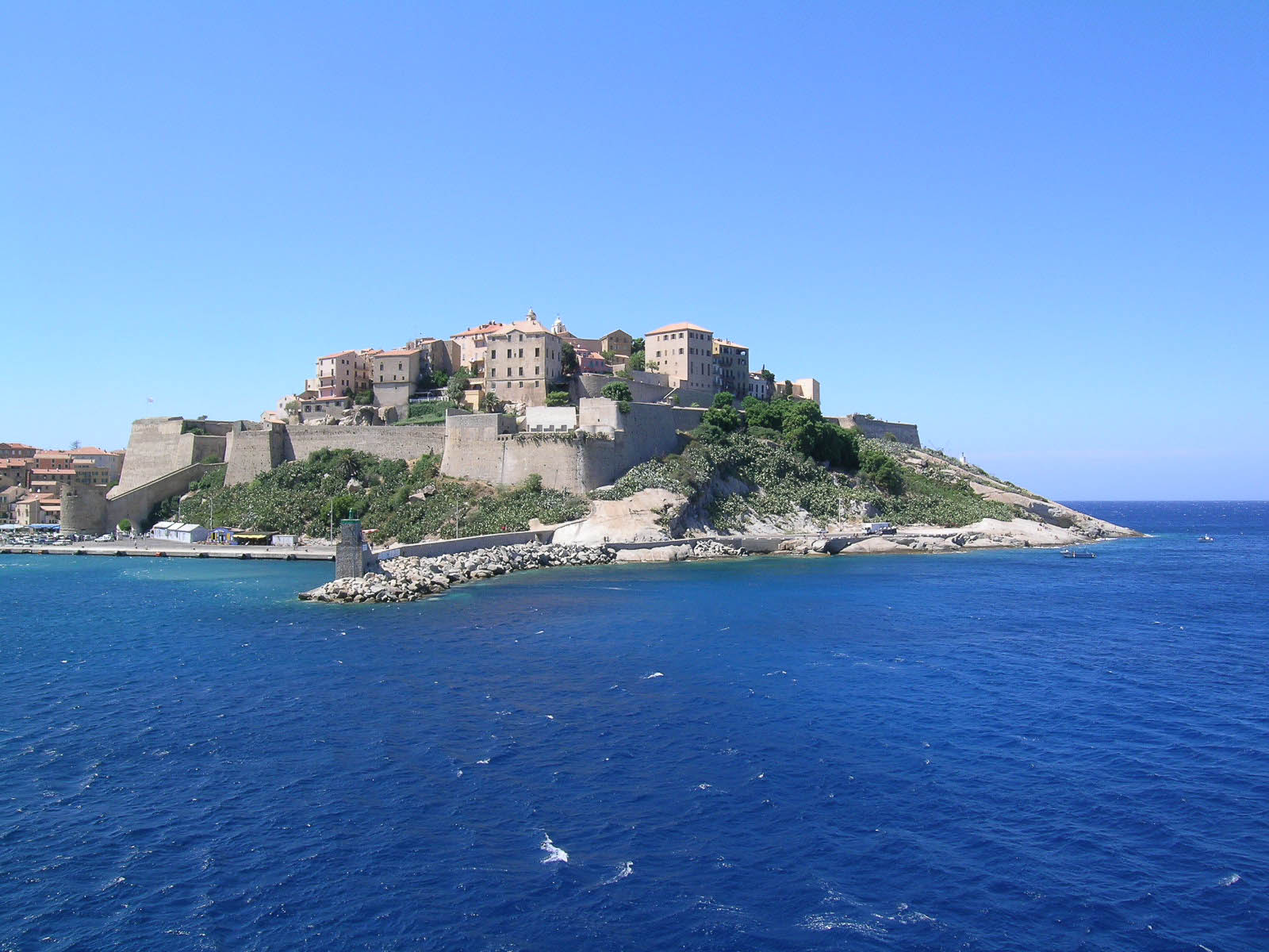 Visites guidées de Calvi - guidebalagne jimdo page!