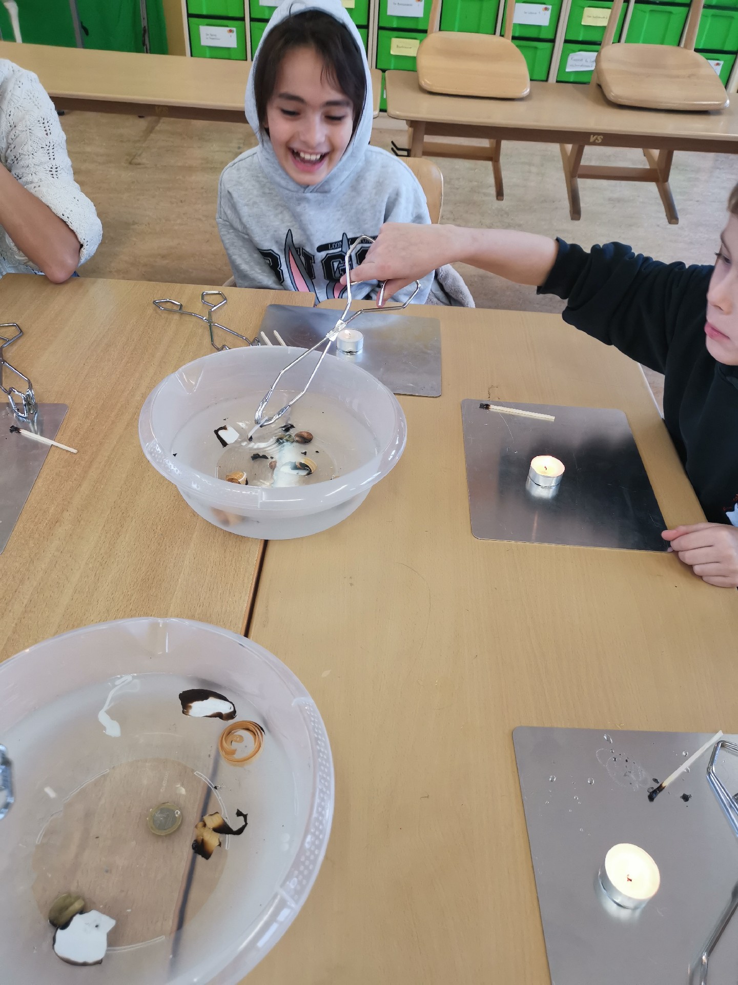 Experimente mit dem Feuer - Grundschule in Darmstadt-Eberstadt