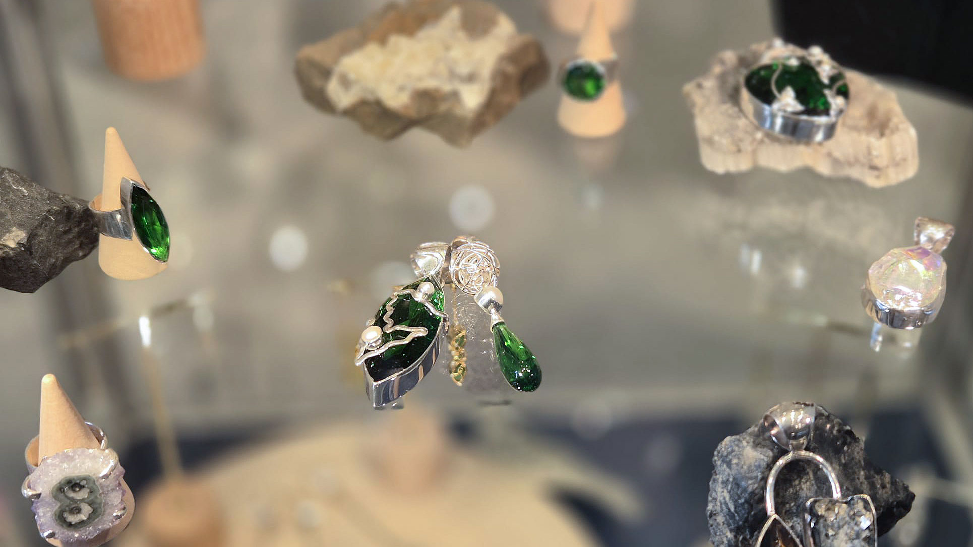 Factory Outlet Schmuck Edelsteine Mineralien