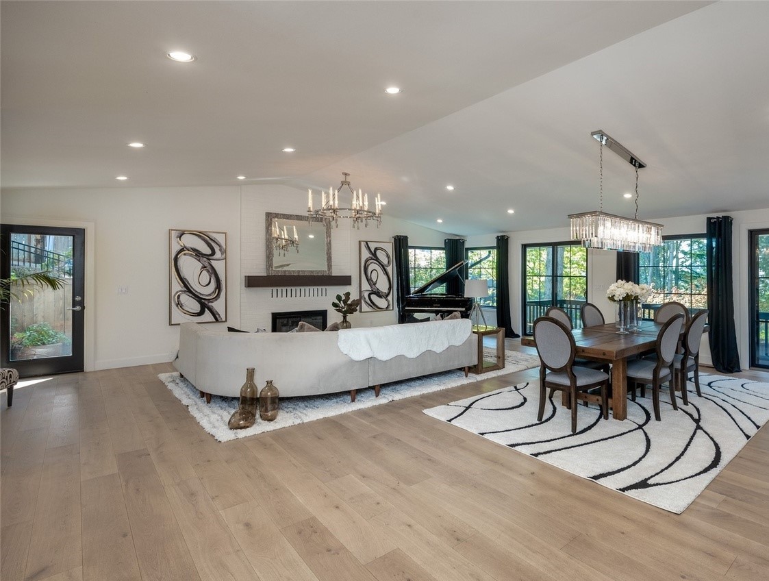 Crescent Moon - Paramount Flooring