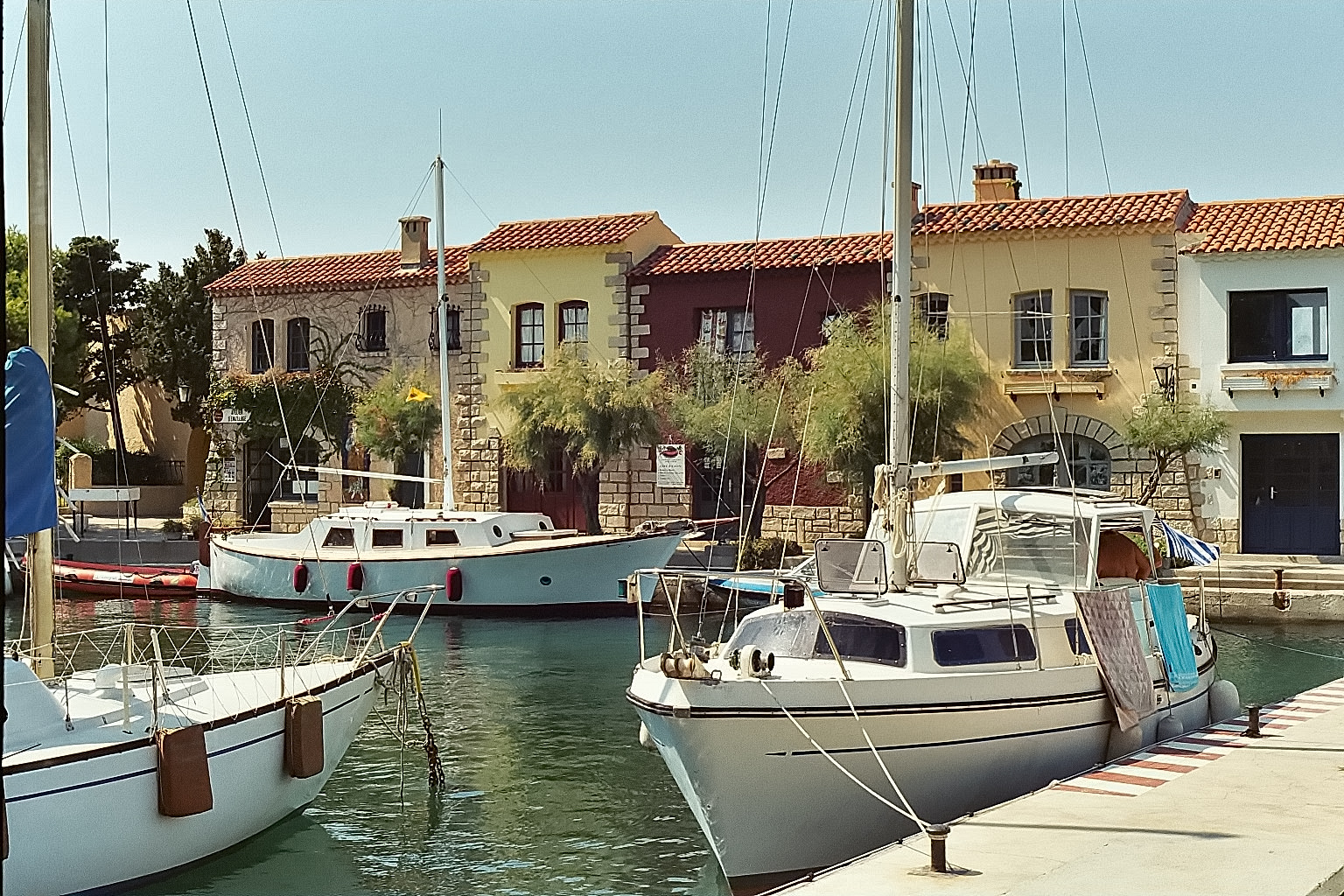 Bendor island - Travels and discoveries of the world