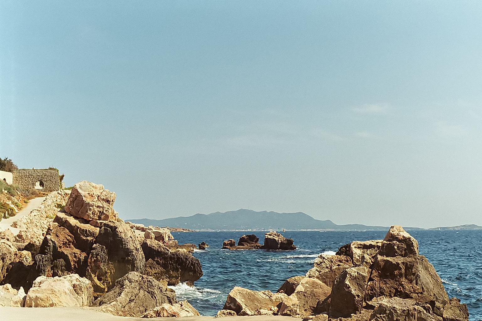 Bendor island - Travels and discoveries of the world