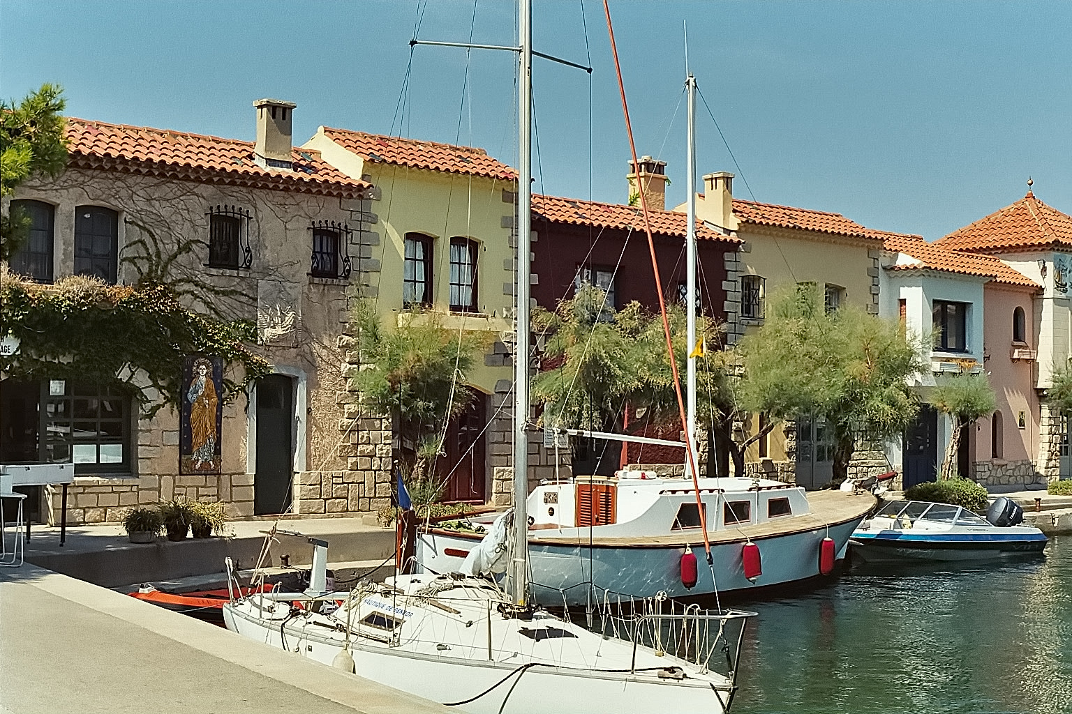 Bendor island - Travels and discoveries of the world