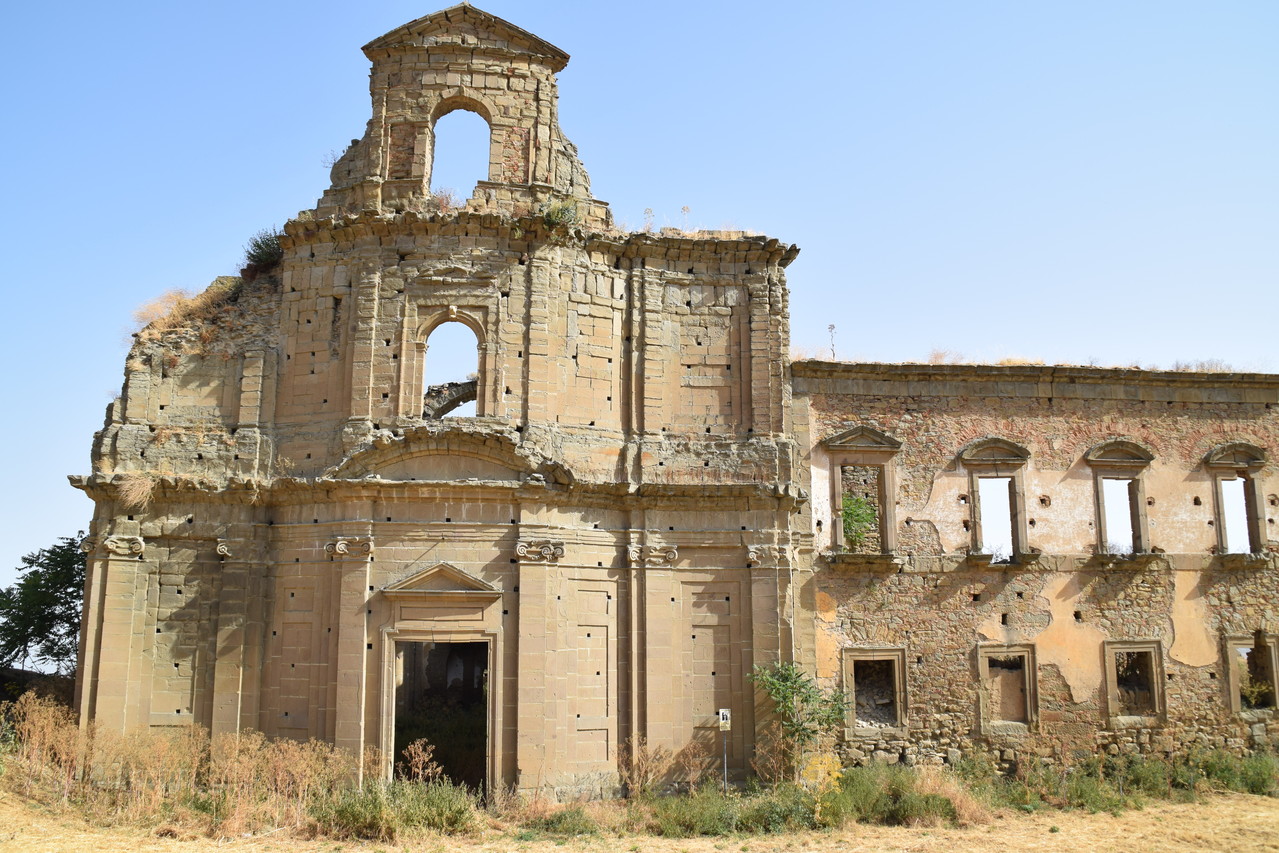 Troina - Alleys of History - Sicily - Foot Ontheway!