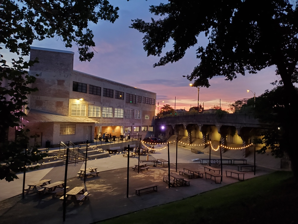 Memphis Made Brewing Tap Room - Memphis Made