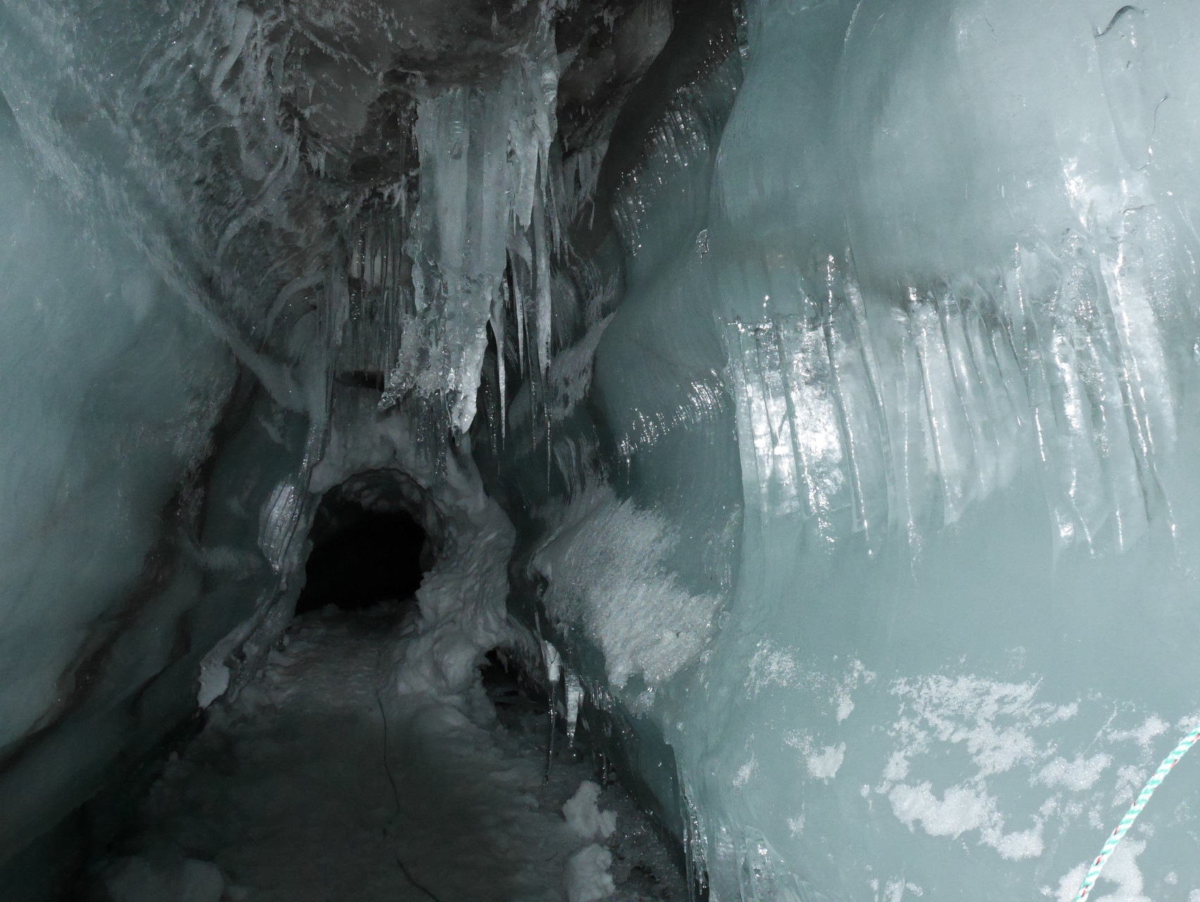 The first scooter trip to an ice cave - nordsheep.com