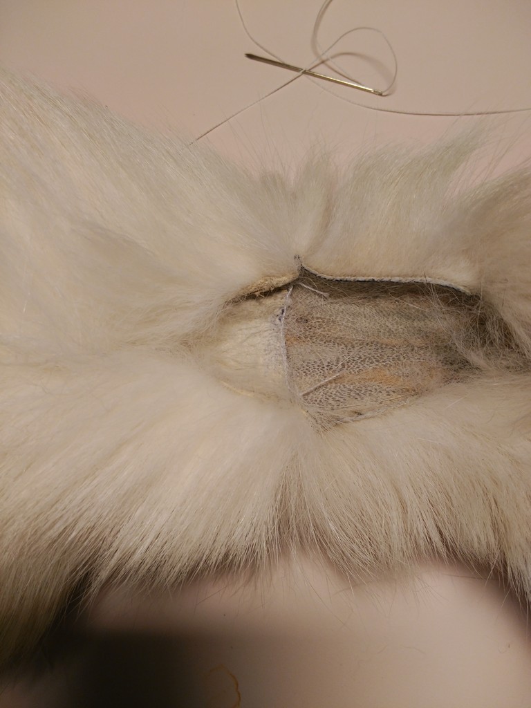HowTo: Sewing a fur ruff - nordsheep.com