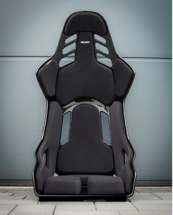 RECARO Podium Perlonvelours schwarz - Burt Herberg Fahrdynamik Online-Shop
