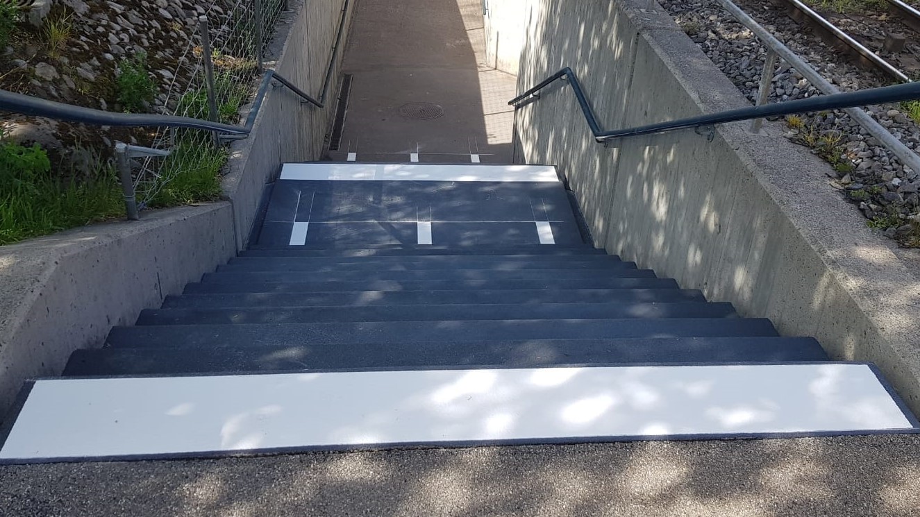 Treppenmarkierungen - Beschichtungen, Sanierungen, Markierungen ...