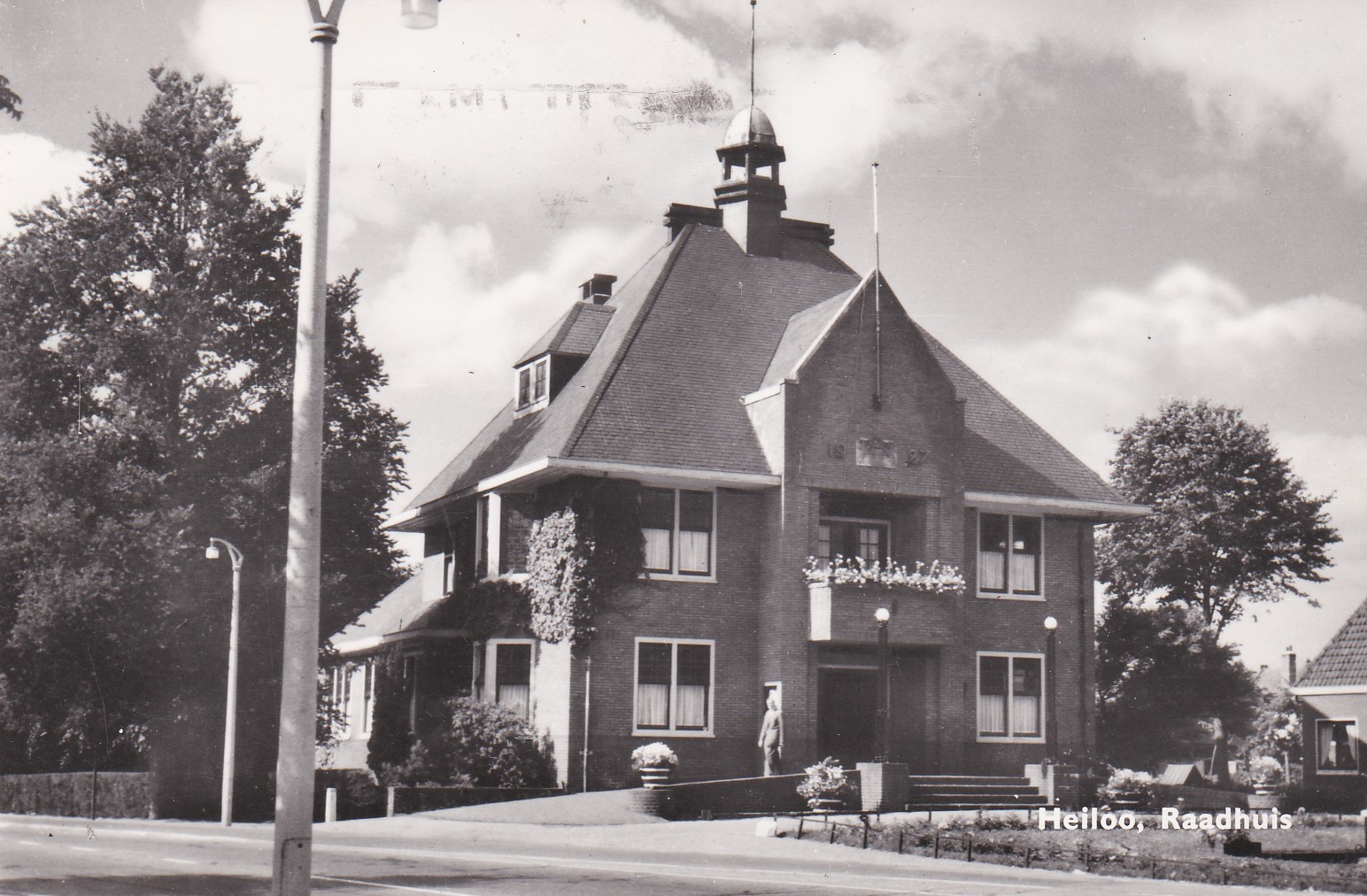 Oude Ansichtkaarten uit Heiloo met tijds momenten van vroeger tot heden ...
