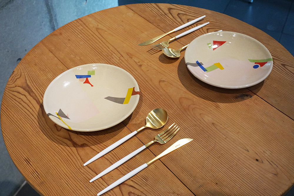 Mashiko plates - atoadesign 花瓶 インテリアデザイン