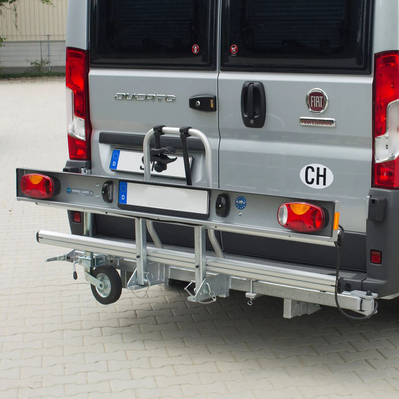 Portabiciclette furgone > girevole e pieghevole - Italia Camper 24