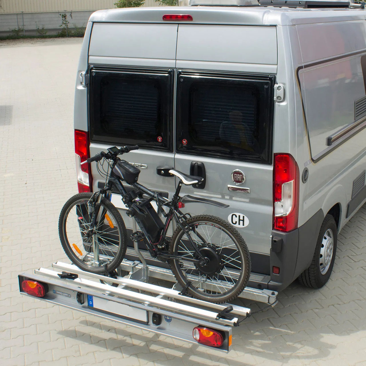 Portabiciclette furgone > girevole e pieghevole - Italia Camper 24