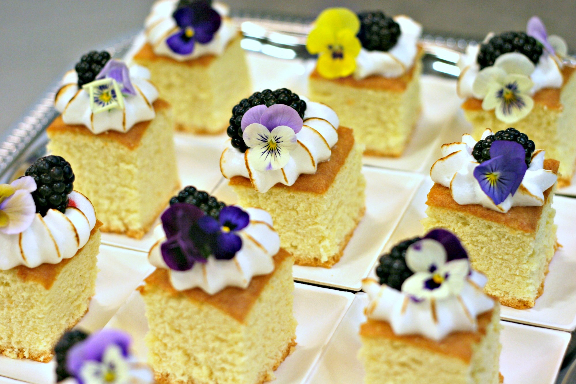 Contact - Surinaams Buffet Catering