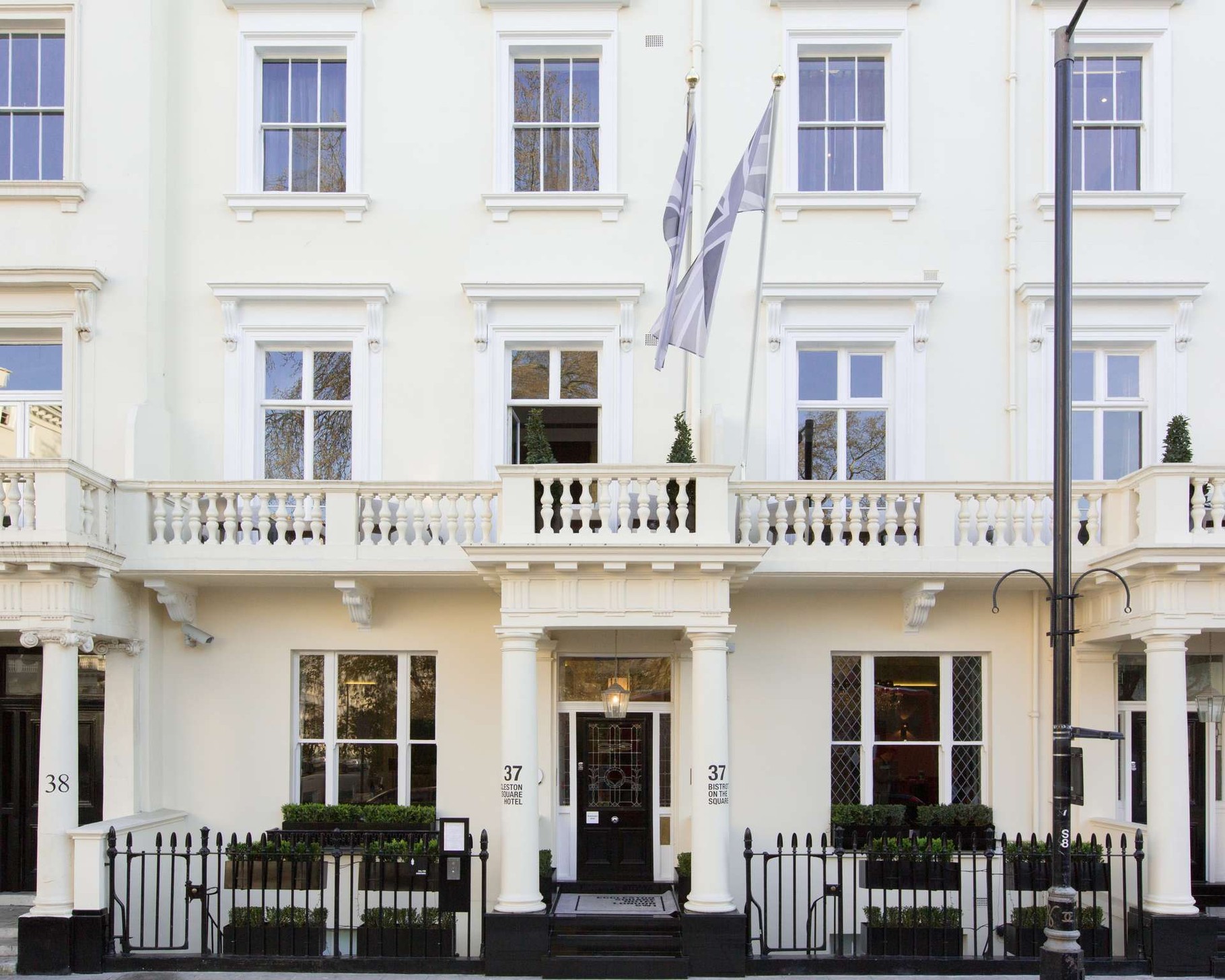 Eccleston Square Hotel - My own Travel