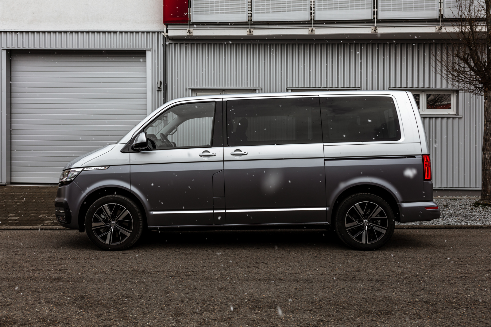 VW T6 - SPACE SILVER - PREMIUM WRAPPING