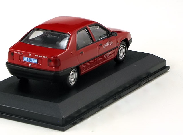 Dongfeng Fukang 988 / Citroën ZX 1998- 2009 "TAXI Peking 2000 rot ...