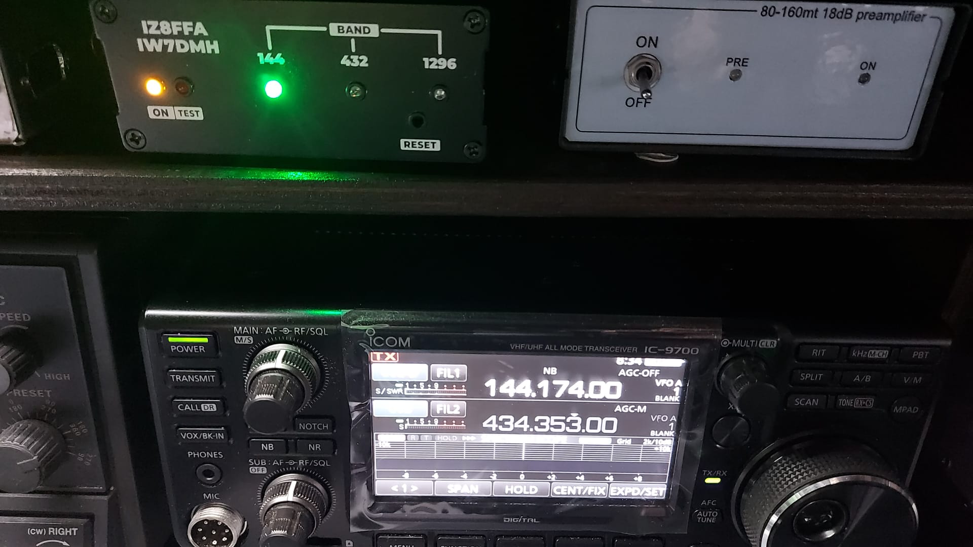 Sequencer per Icom IC-9700 - IW7DMH - Ham Radio Station