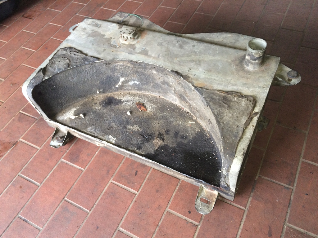 ORIGINAL BENZINTANK / ORIGINAL FUEL TANK MASERATI - Iso Rivolta Club ...