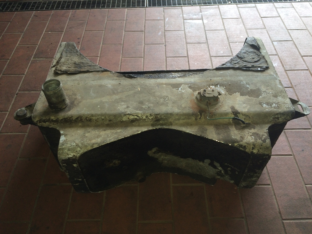ORIGINAL BENZINTANK / ORIGINAL FUEL TANK MASERATI - Iso Rivolta Club ...