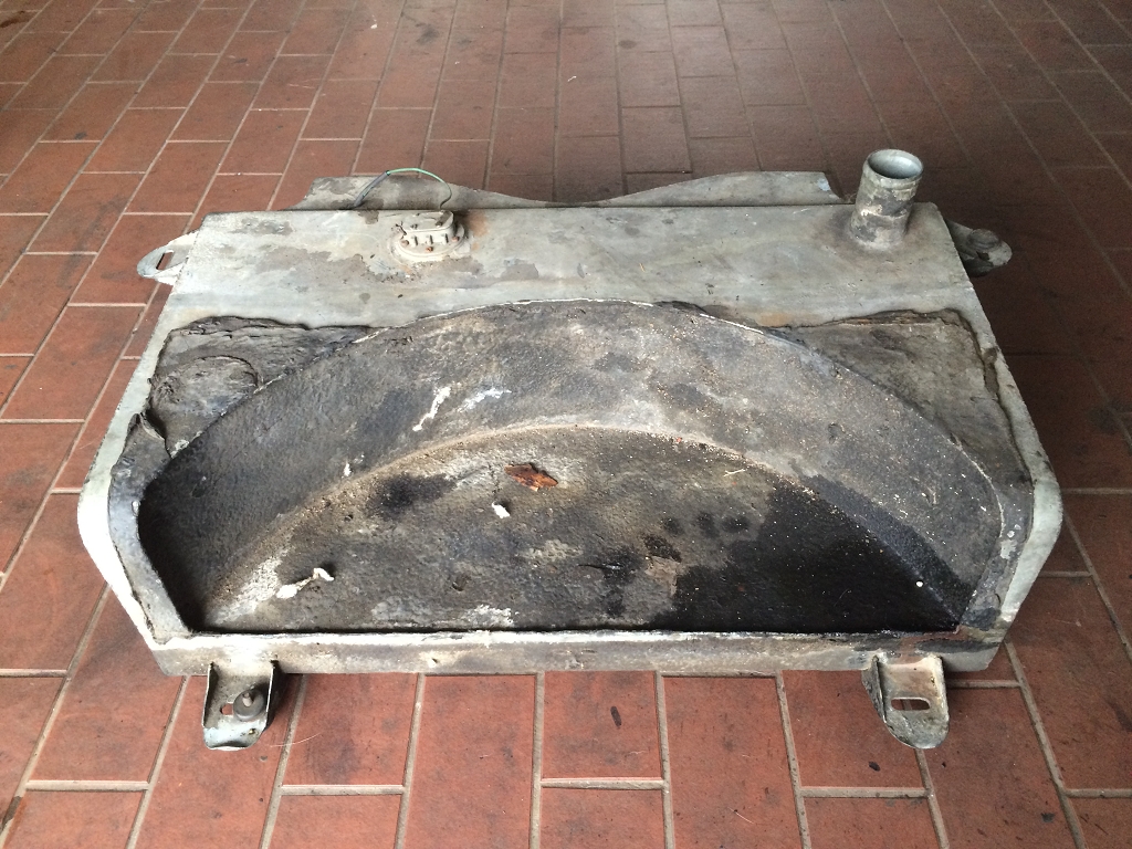 ORIGINAL BENZINTANK / ORIGINAL FUEL TANK MASERATI - Iso Rivolta Club ...