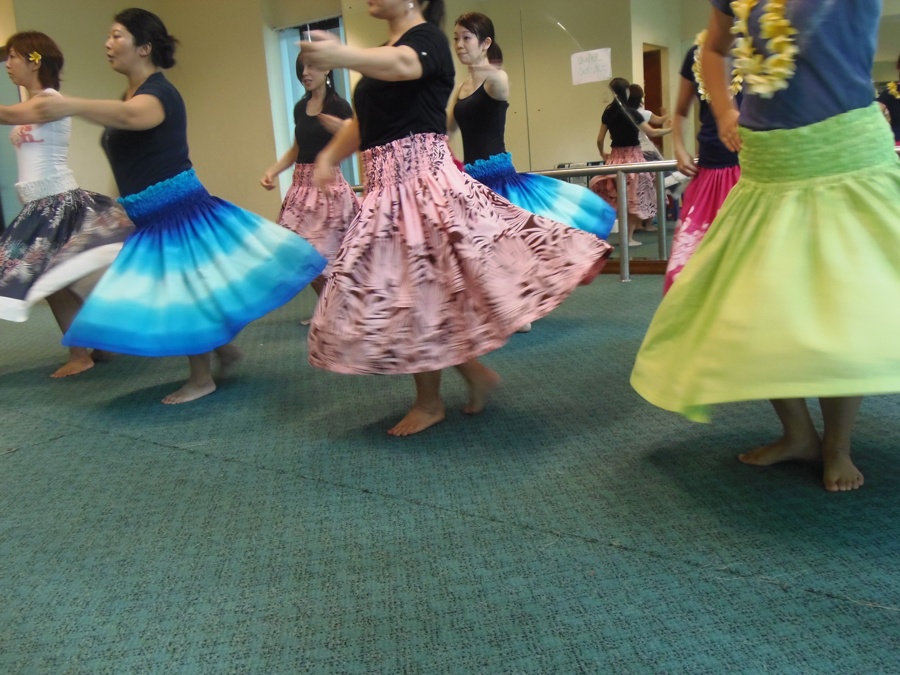 Lesson - Hoaloha Hoku-ke'a =Hula studio=
